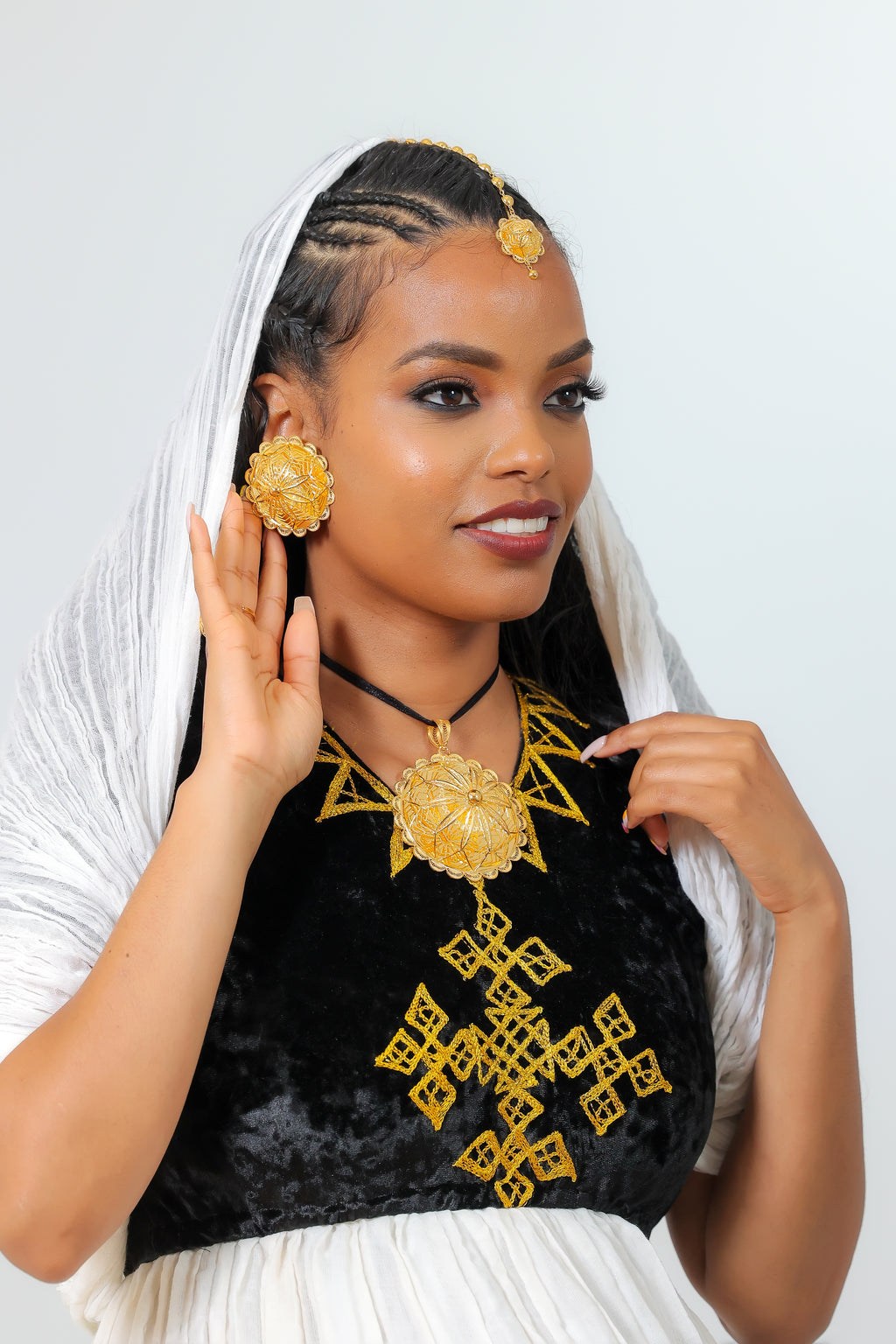 Walta Modern – Azmara Gold